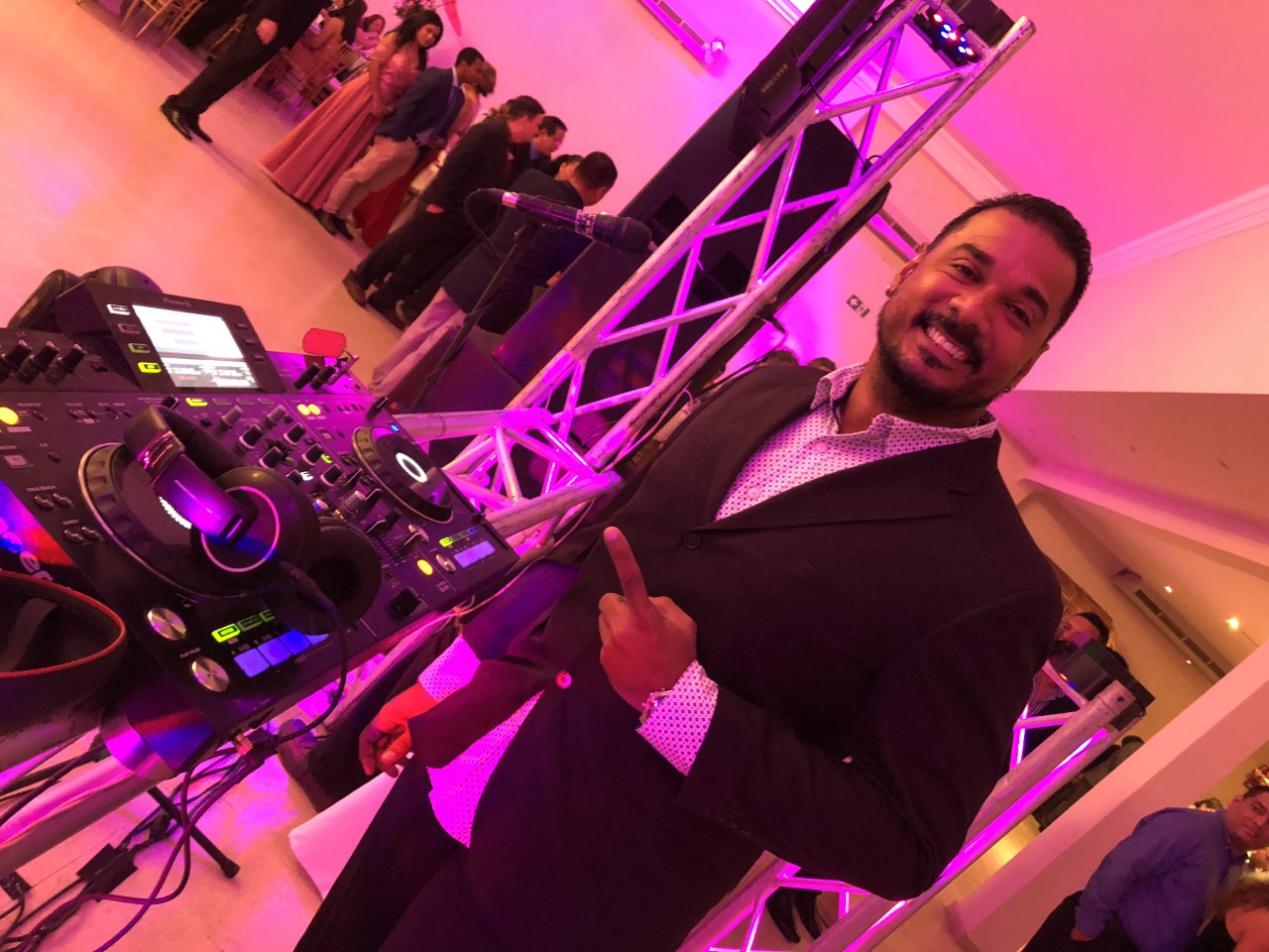 Discoteca Móvil Panamá | Ritmo y Diversión para tus Eventos